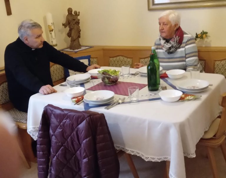 AUS DER PFARRE WALDKIRCHEN – Besuch bei Pfarrer Josef Krahofer ...